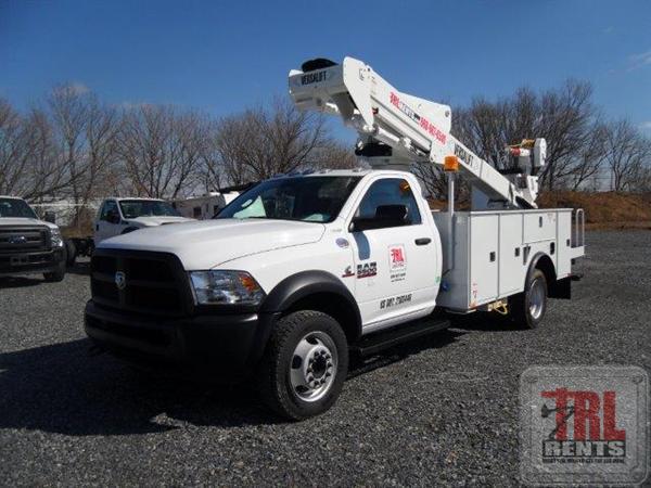 2014 Versalift VST-40-MHI / Dodge Ram 5500 4x4 - TRL Rents, LLC